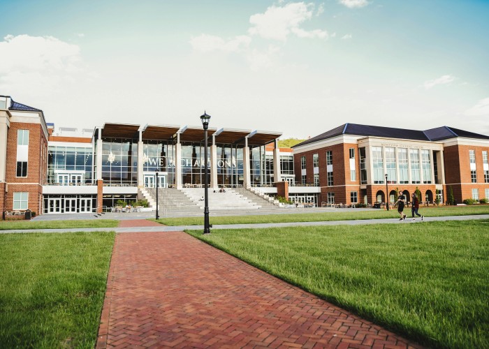 Explore Campuses Virtually with Walkthru | University Virtual Tour